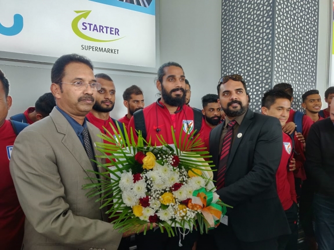 Team India land in Abu Dhabi ahead of 2019 AFC Asian Cup!