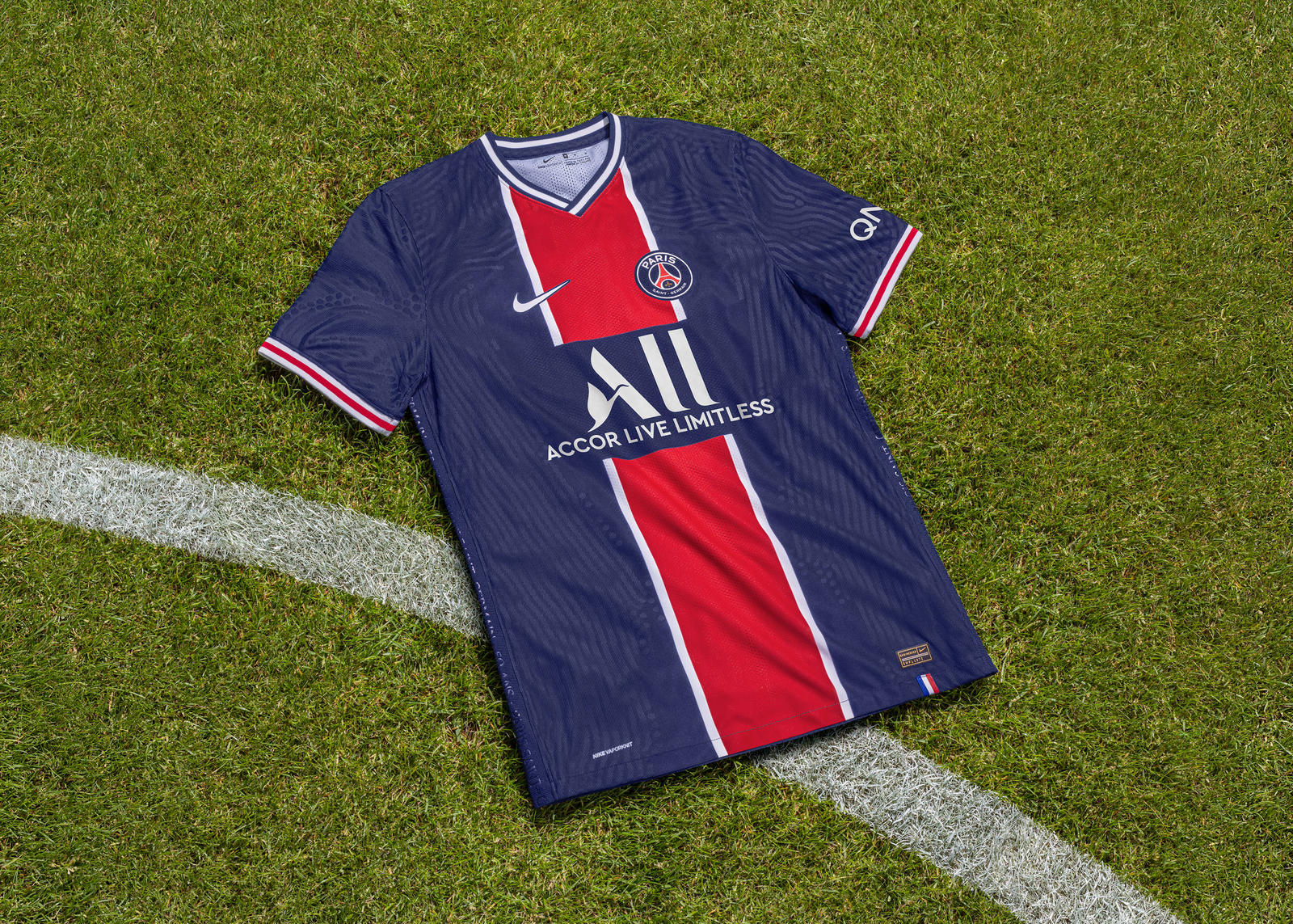 Nike & Paris Saint-Germain: 50 Years of Football & Fashion in Paris!