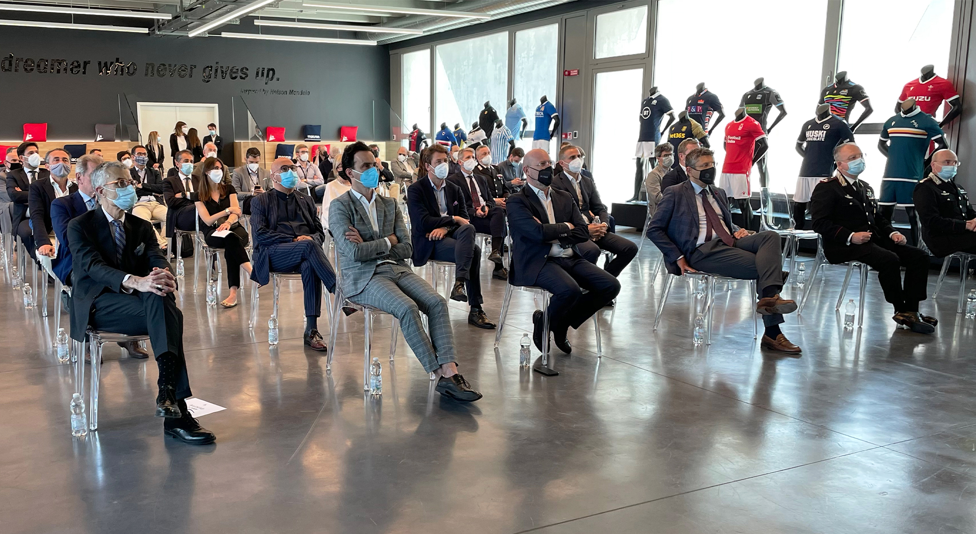 Macron's new HQ tells its green soul!