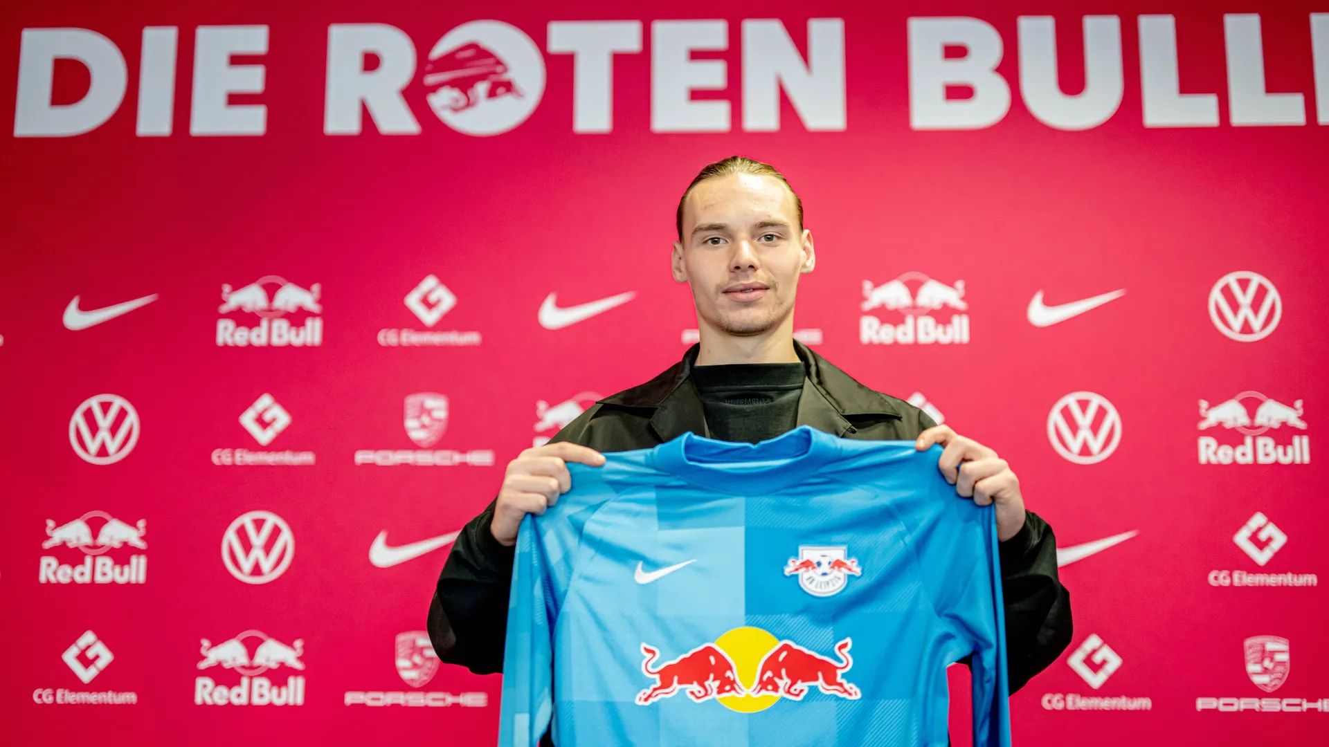 RB Leipzig sign young Belgium keeper Maarten Vandevoordt!
