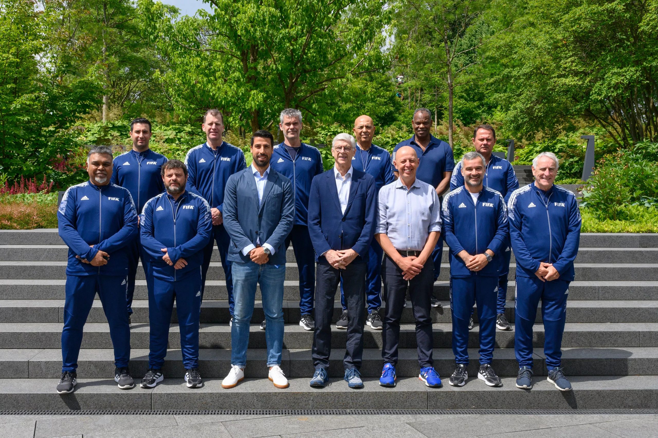 Experts meet at FIFA House in Zurich to discuss coach education!