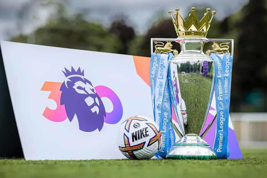 Premier League Trophy Tour kicks off celebrations of PL30!