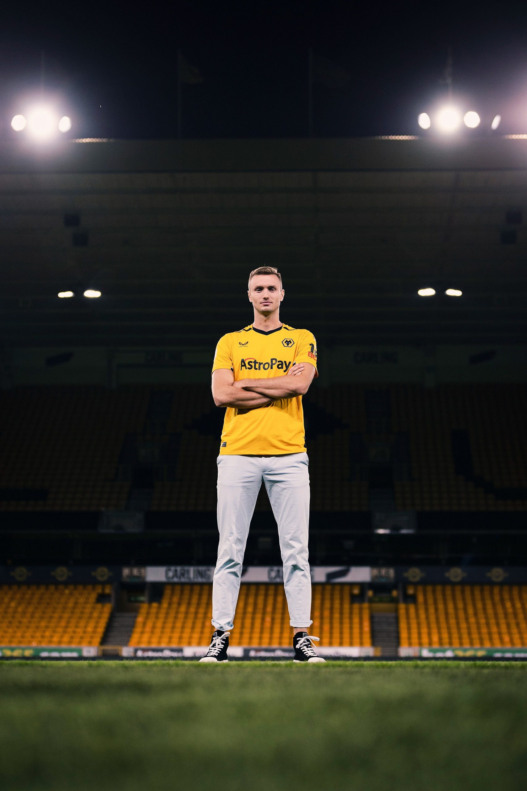 VfB Stuttgart's Sasa Kalajdzic completes Wolverhampton Wanderers move!