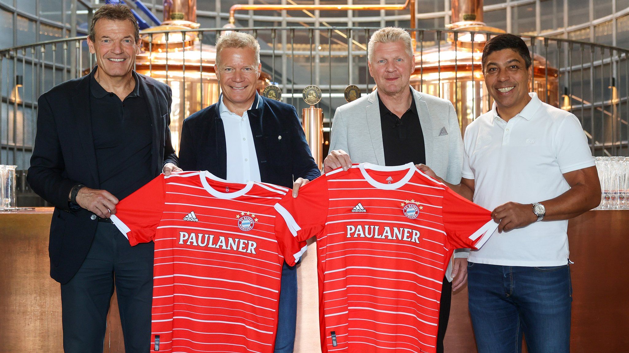 Stefan Effenberg new Ambassador, Paulaner FC Bayern Legends' jersey ...