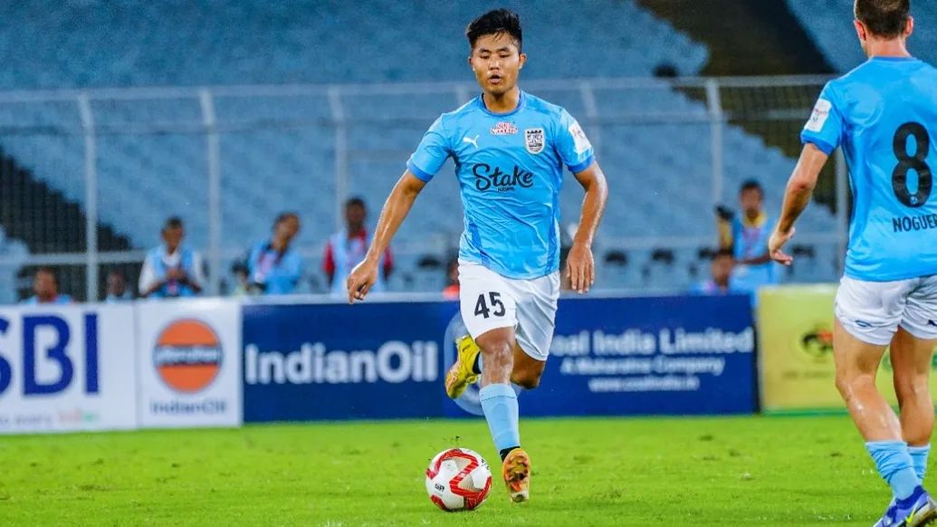 Mumbai City FC VIDEO: Midfielder Apuia Ralte's stint at Lommel SK!