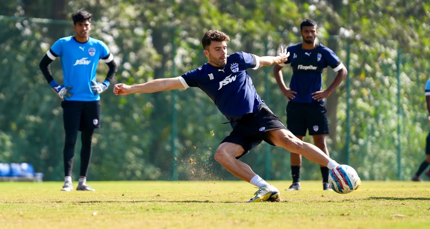 Playoff-bound Bengaluru FC face FC Goa at the Fortress!