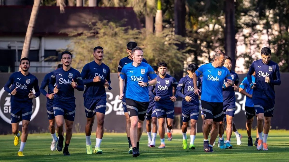 Mumbai City FC look to win final ISL-9 home game against East Bengal FC!