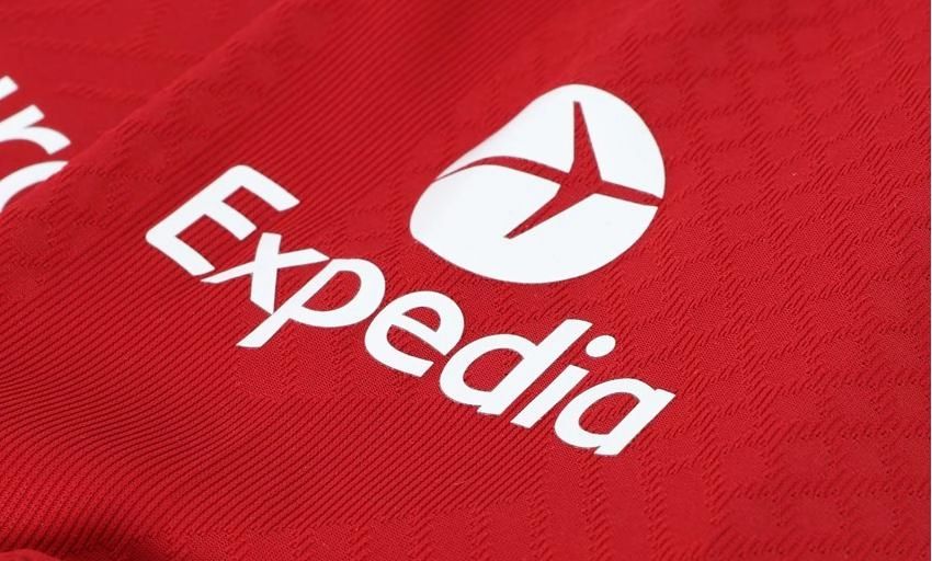 Liverpool FC & Expedia extend partnership for further four years!