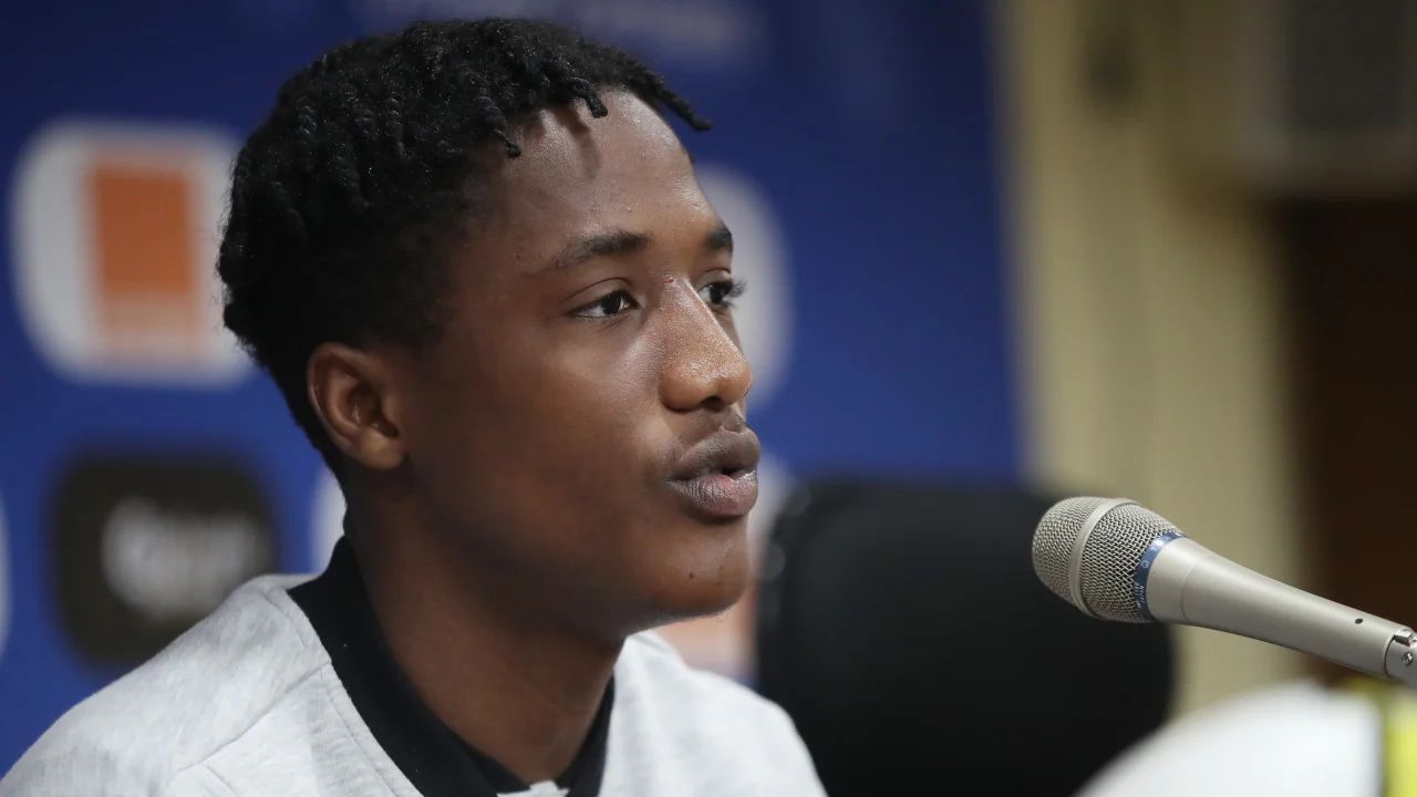 Senegal U20 star Pape Diop scoops UMBRO Golden Boot award!