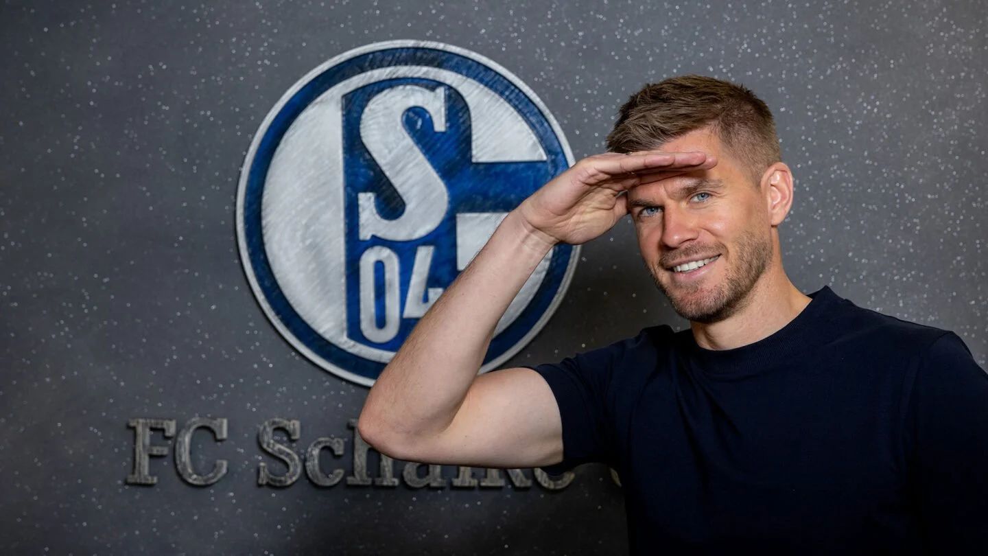 Simon Terodde to finally stay at FC Schalke 04!