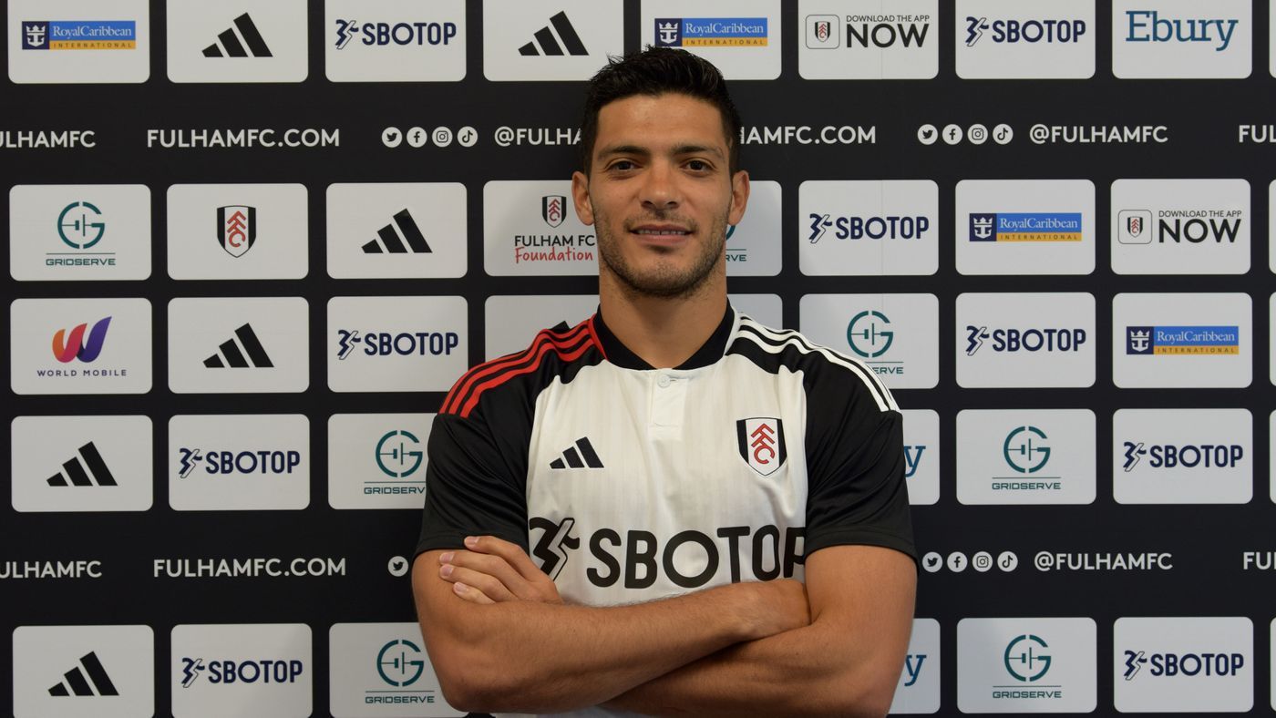 Fulham FC sign Raul Jimenez from Wolverhampton Wanderers!