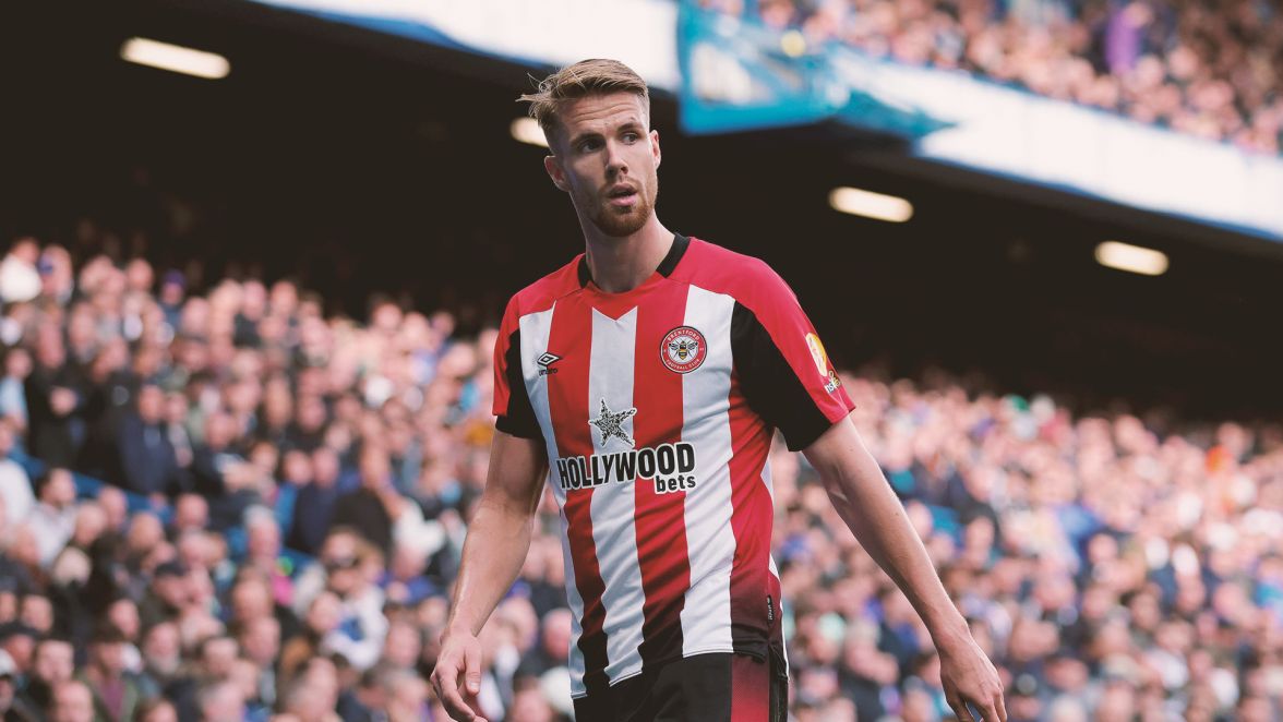 Kristoffer Ajer signs new Brentford FC contract!