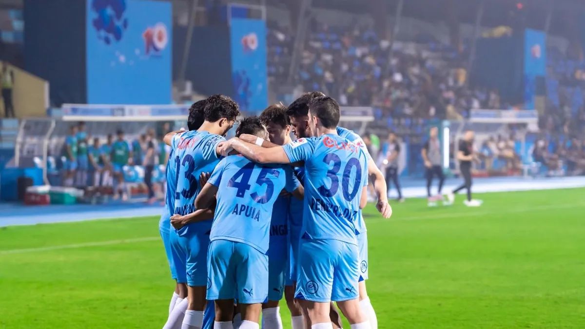 Mumbai City FC score 3-0 win over Chennaiyin FC!