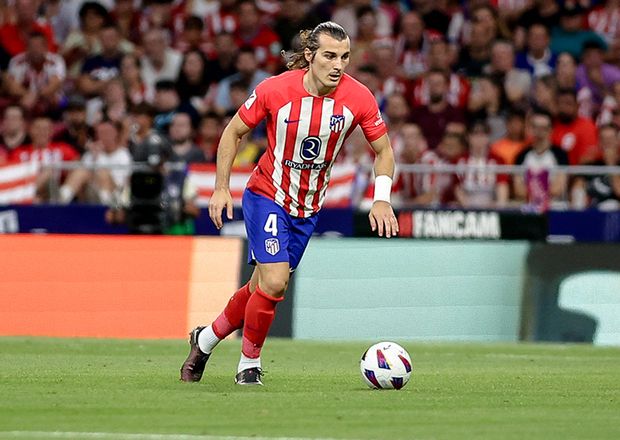 Atletico Madrid loan Caglar Soyuncu to Fenerbahce!