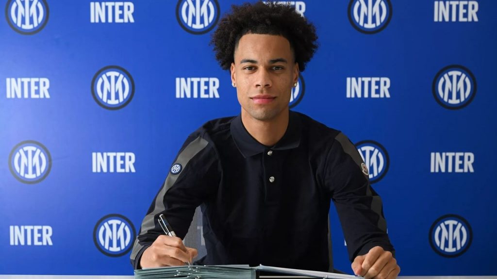 Winger Tajon Buchanan joins Inter Milan!