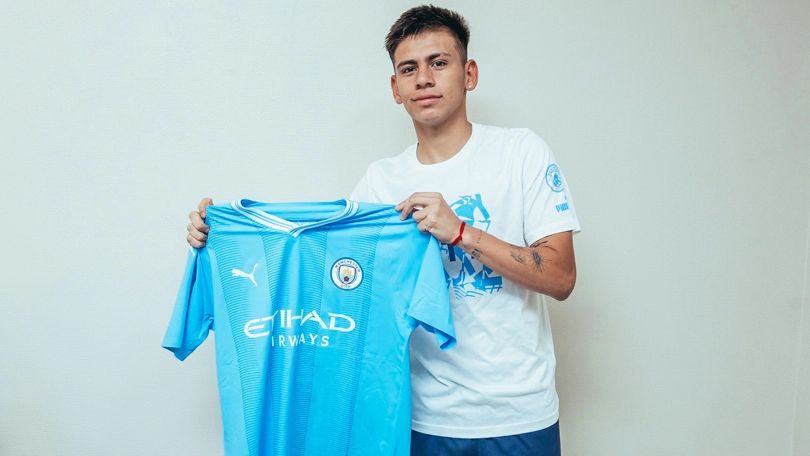Manchester City sign Claudio Echeverri from River Plate!